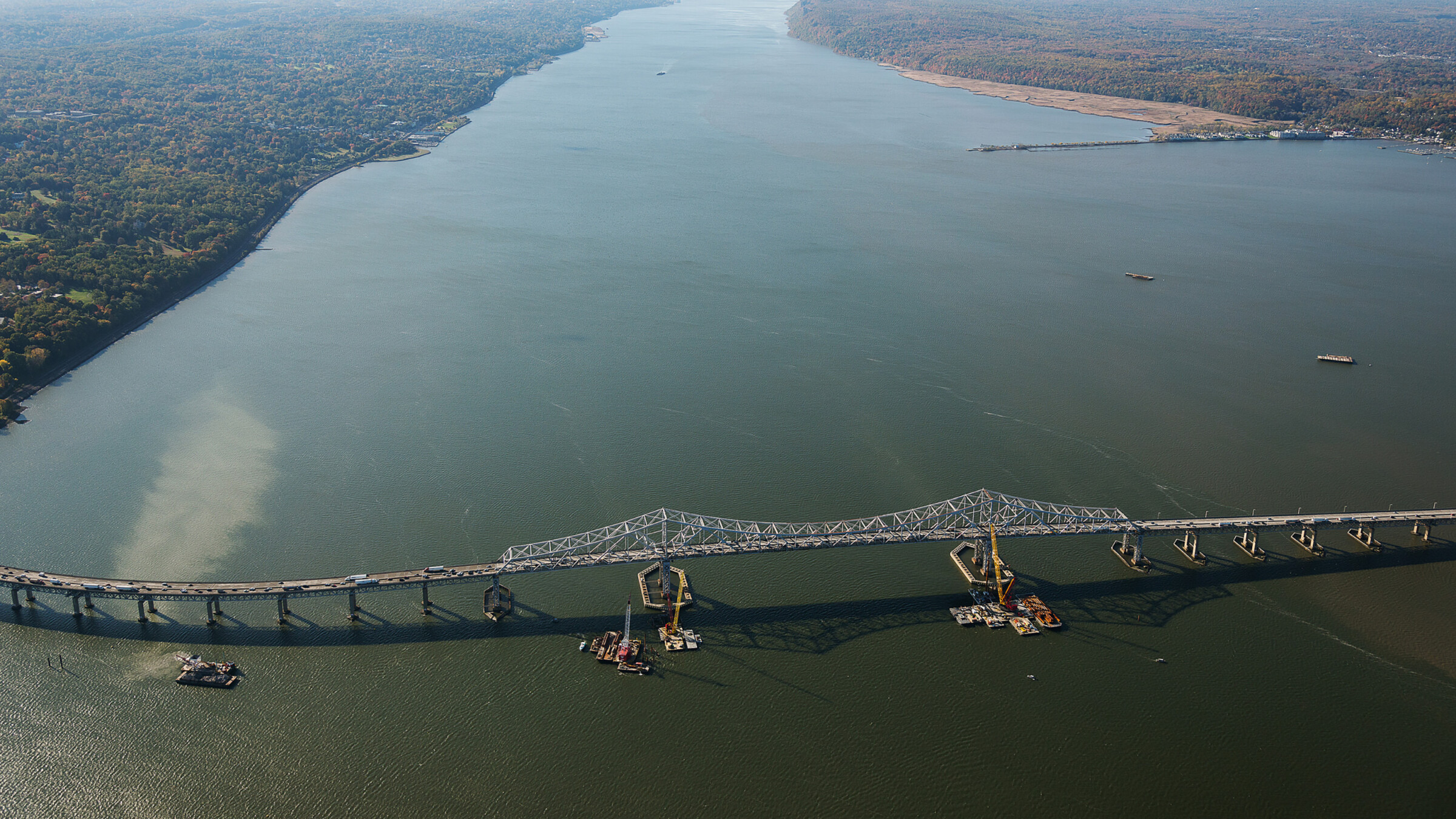 Tappan Zee Bridge - Weeks Marine
